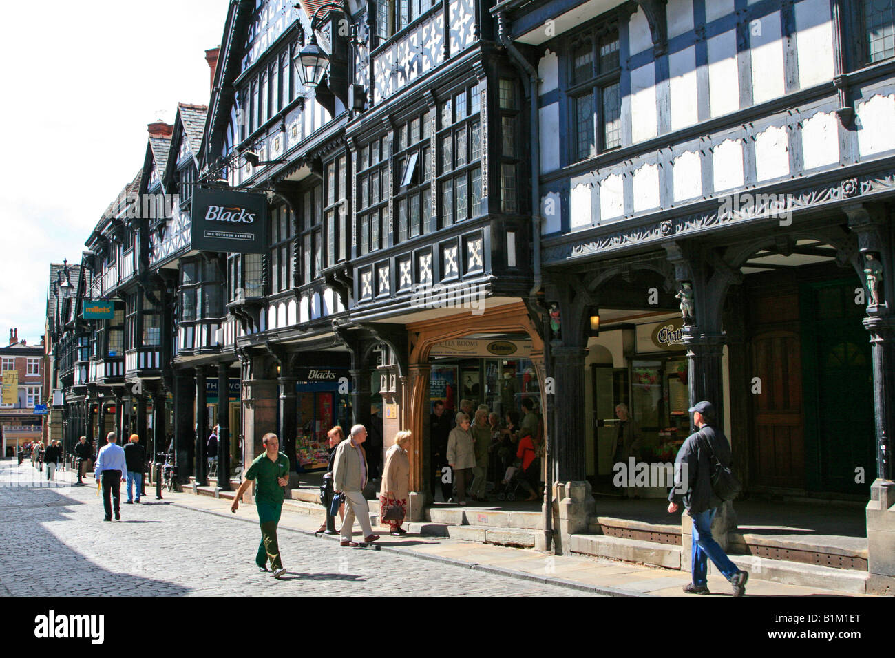 city of chester, town centre shopping cheshire england uk gb Stock ...
