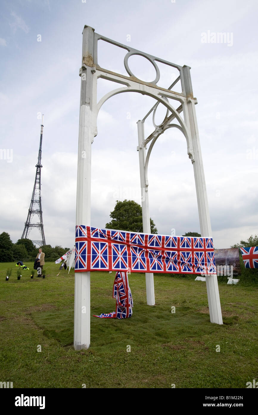 A section of the original Crystal Palace at its unveiling in Crystal ...