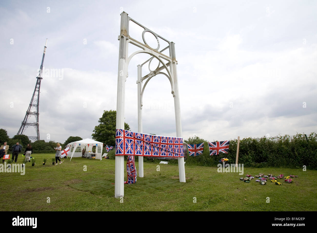 A section of the original Crystal Palace at its unveiling in Crystal ...