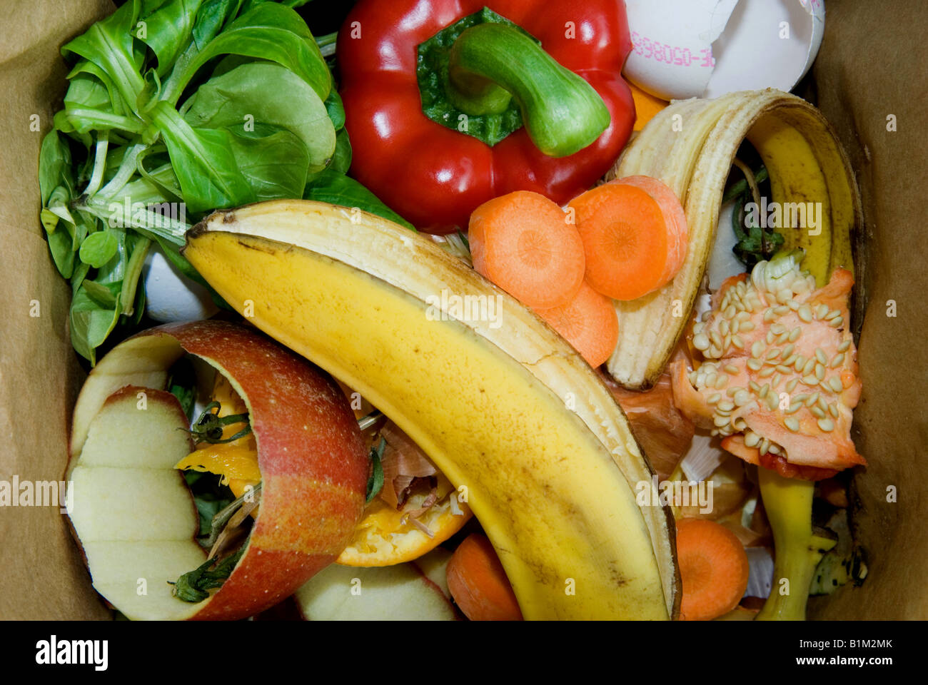 Composting hi-res stock photography and images - Alamy