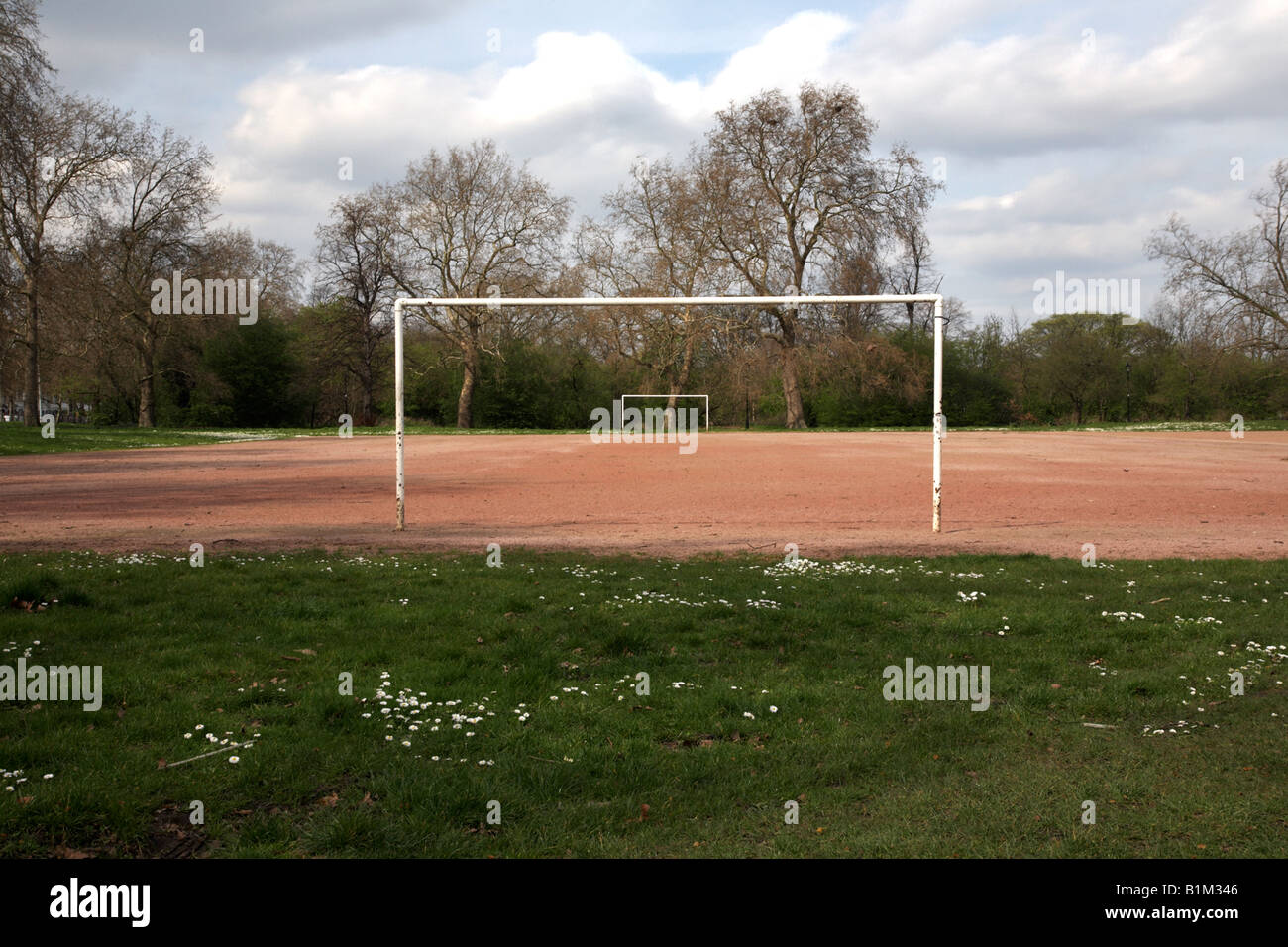 Goal horizontal hi-res stock photography and images - Alamy