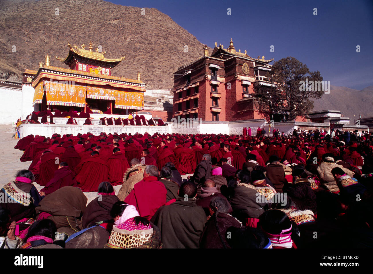 China, Tibet, Gansu province, Xiahé, Labrang monastery, Tibetan New ...