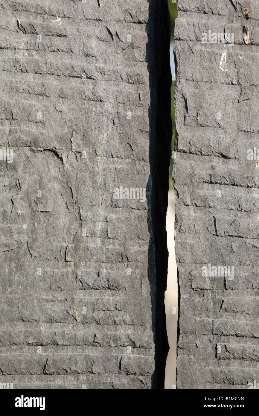 Cracked headstone in a New England graveyard Stock Photo - Alamy