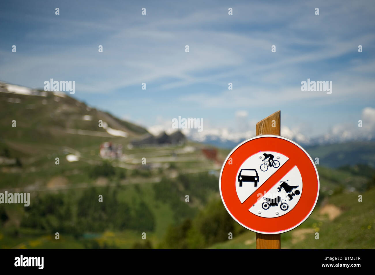 No Quad Bikes Sign High Resolution Stock Photography and Images - Alamy