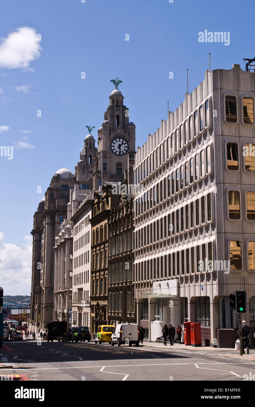 Liverpool scene. The business quarter of Water Street with the Royal ...