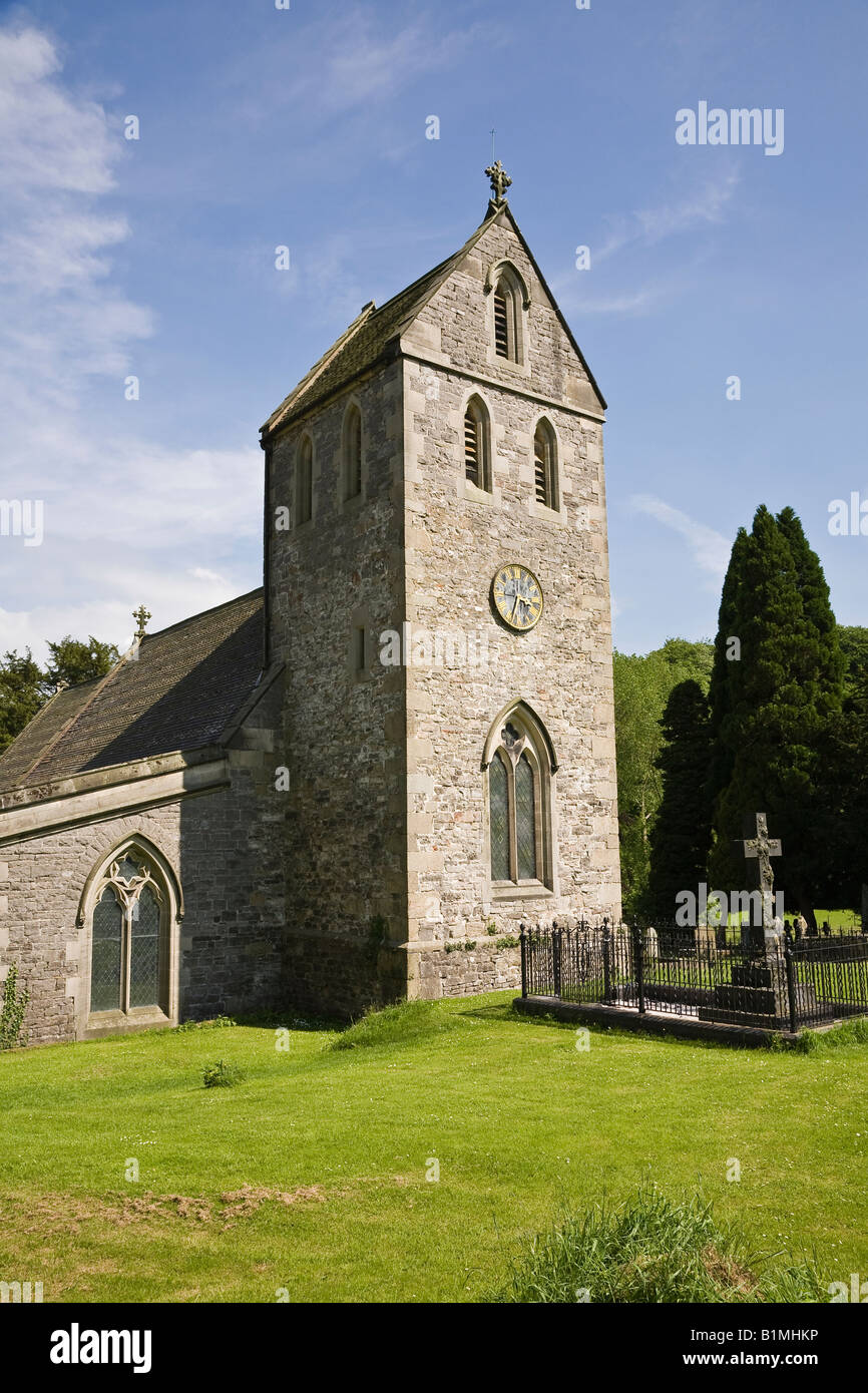 Ilam Church, Ilam Country Park (National Trust), Ilam, Peak District ...