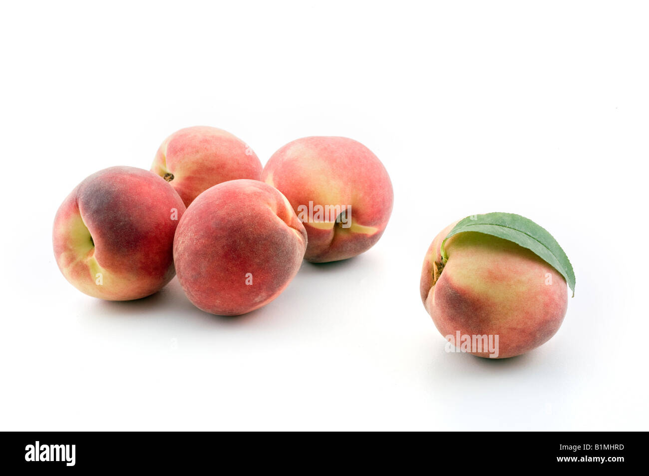 group of five peaches isolated on white Stock Photo - Alamy