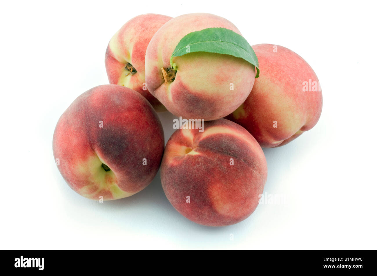 group of five peaches isolated on white Stock Photo - Alamy