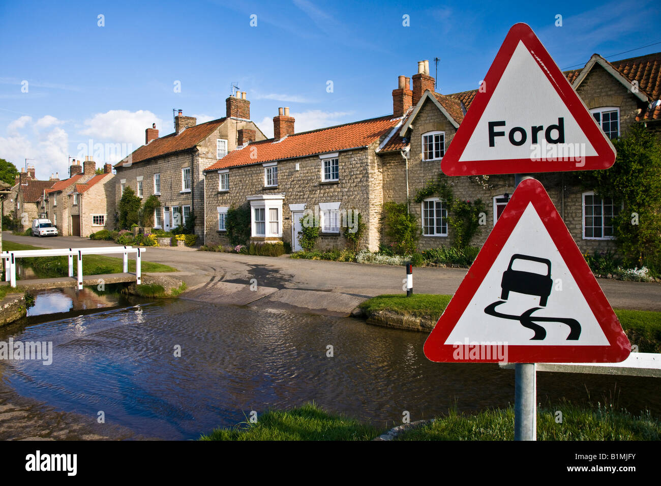 Hovingham Village near Malton North Yorkshire Stock Photo - Alamy