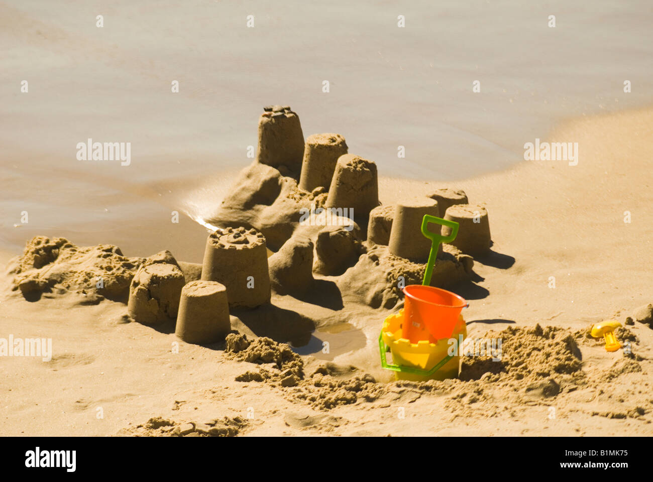 Childrens sand castles hi-res stock photography and images - Alamy
