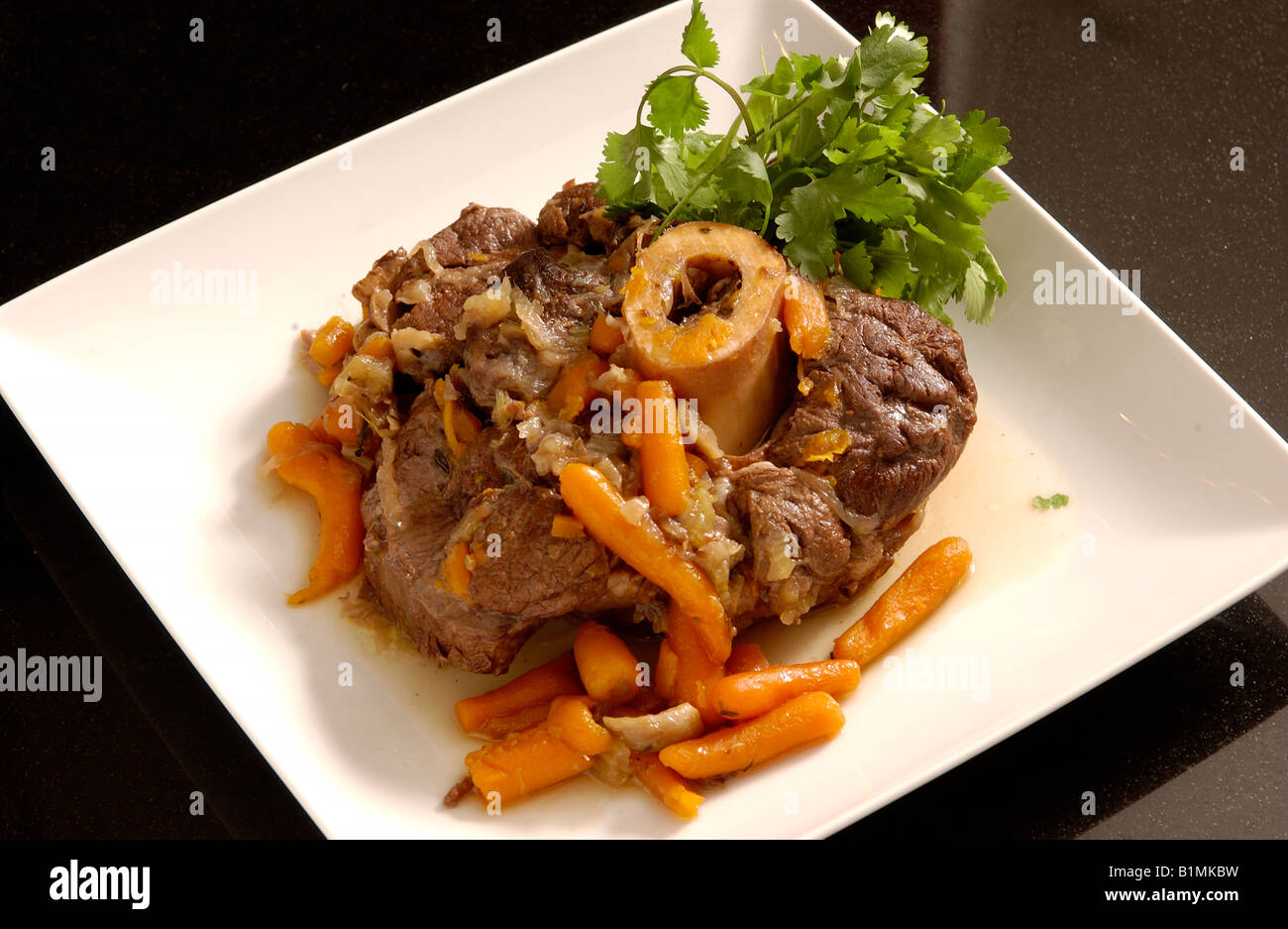 Osso bucco hi-res stock photography and images - Alamy