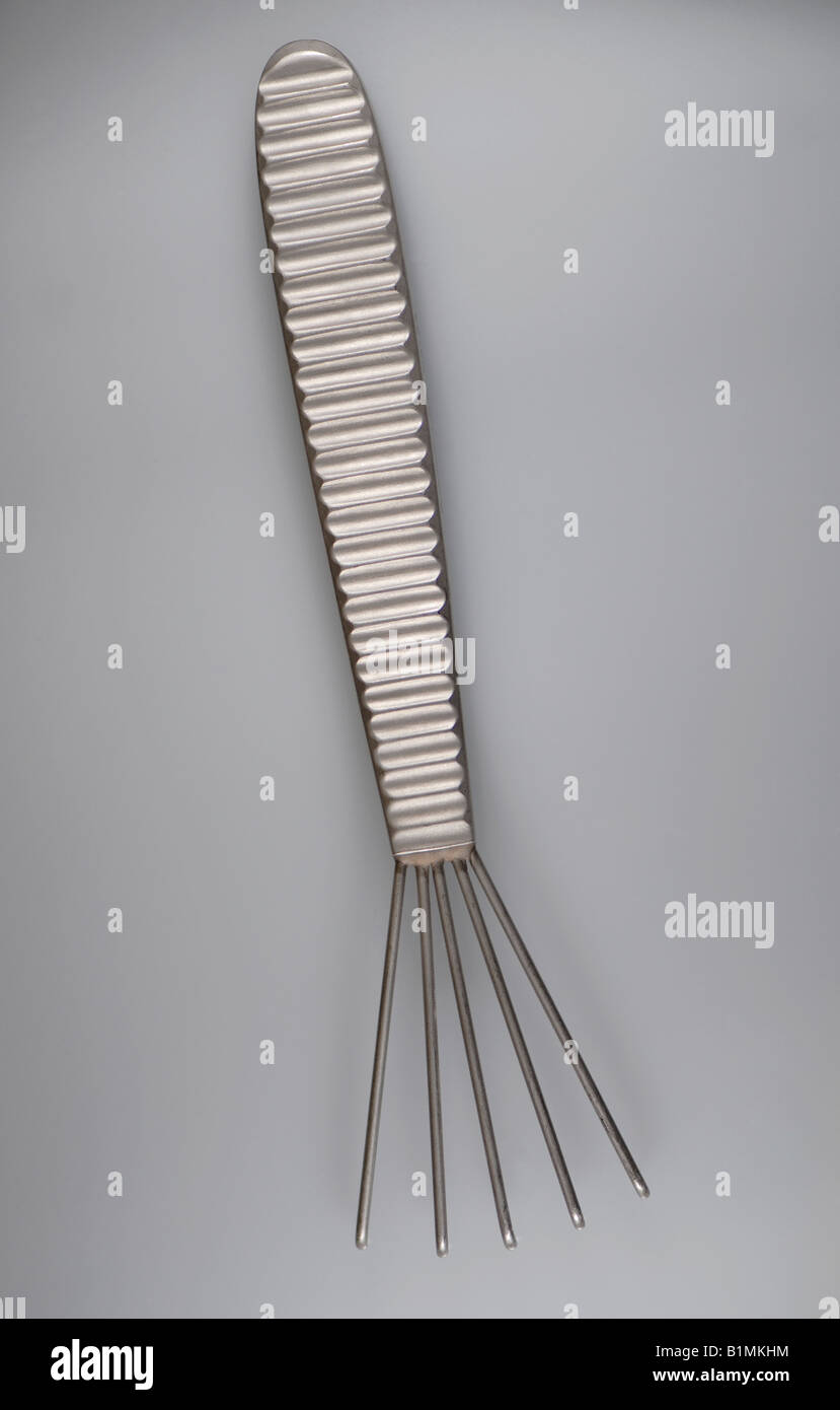 instrument used to retract skin during surgery Stock Photo - Alamy