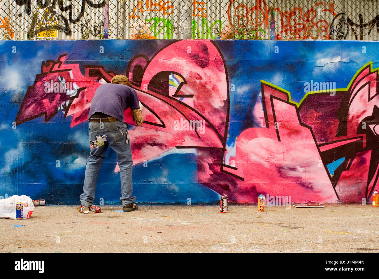 Cool wall painting hi-res stock photography and images - Alamy