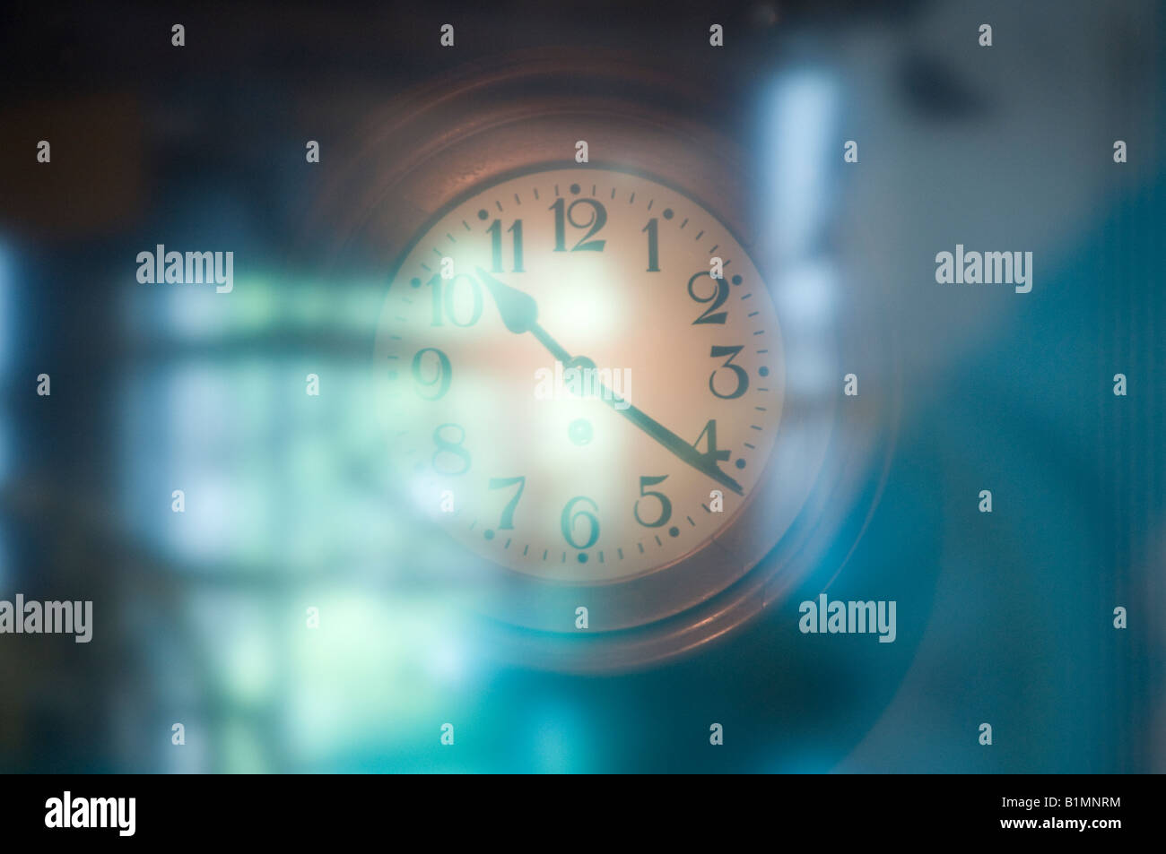 A wall clock Stock Photo - Alamy