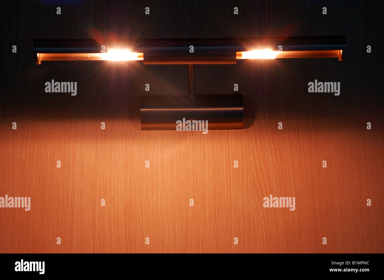 Direct lighting hi-res stock photography and images - Alamy