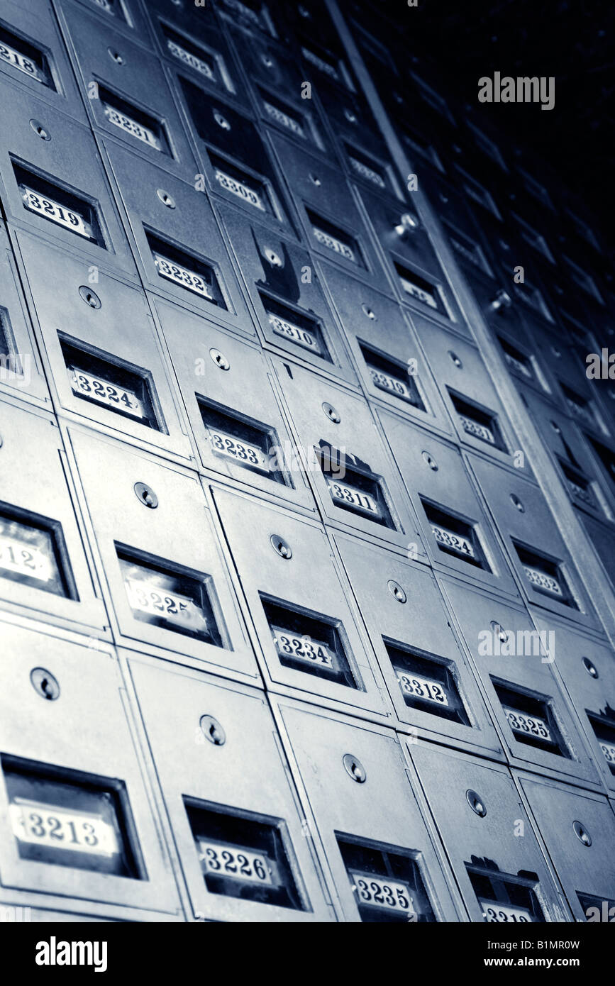 Mailboxes vertical hi-res stock photography and images - Alamy