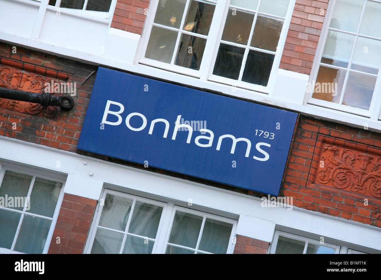 Bonhams auction house, London Stock Photo - Alamy