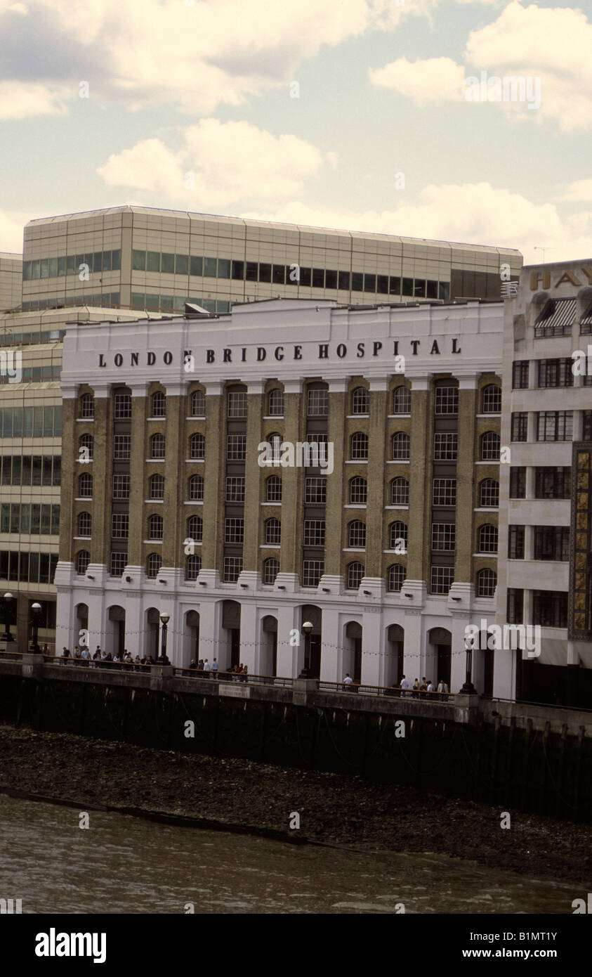London Bridge Hospital overlooking the Thames EC4 Stock Photo - Alamy