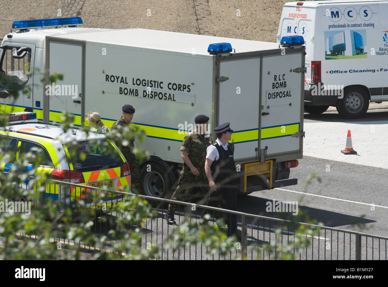 Police disposal hi-res stock photography and images - Alamy