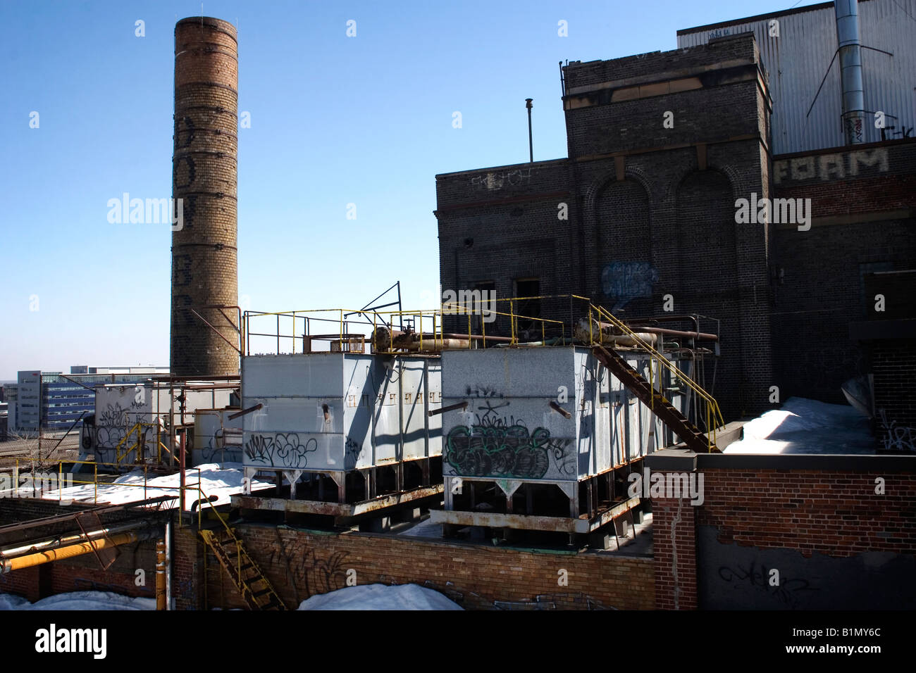 Industrial Roof Factory Stock Photos & Industrial Roof Factory Stock ...