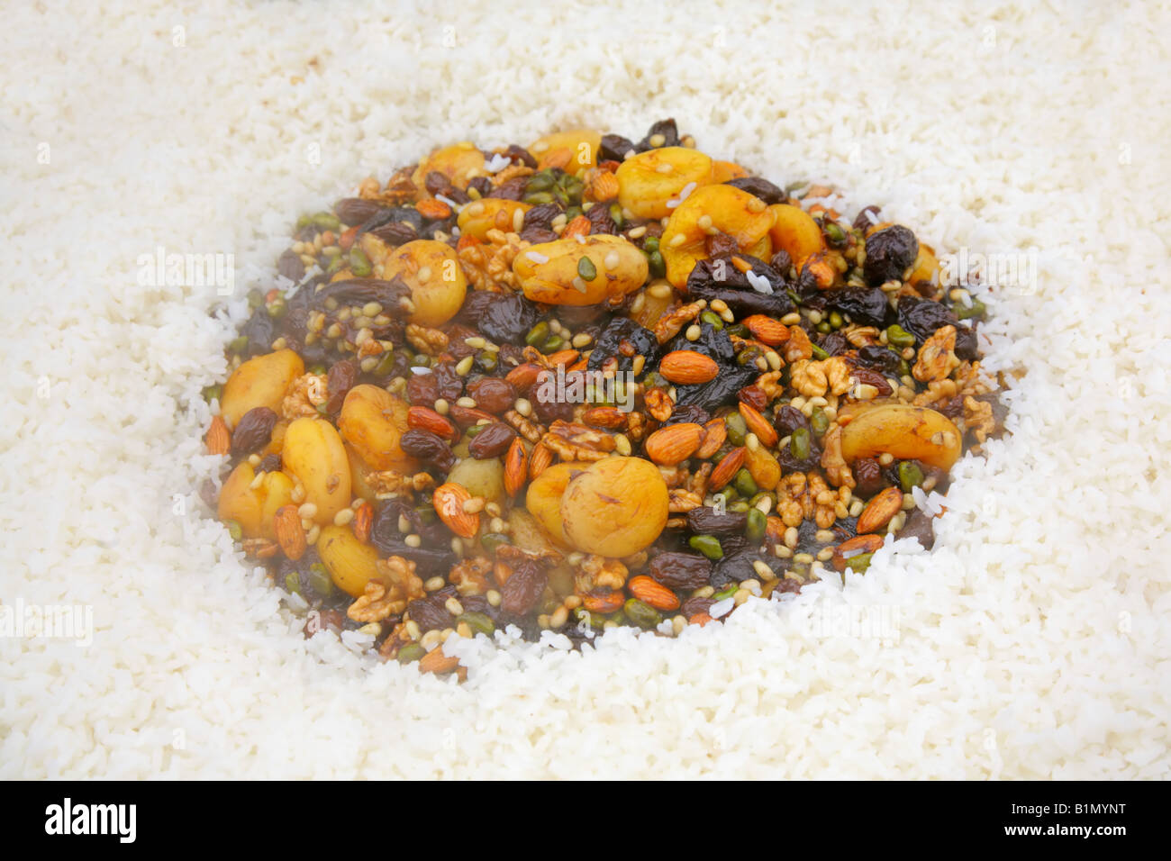 Middle eastern nuts hi-res stock photography and images - Alamy