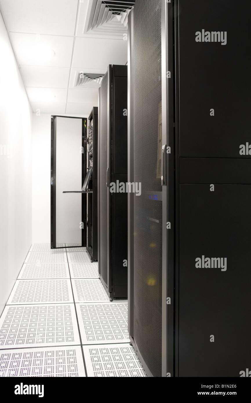 Computer room storage hi-res stock photography and images - Alamy