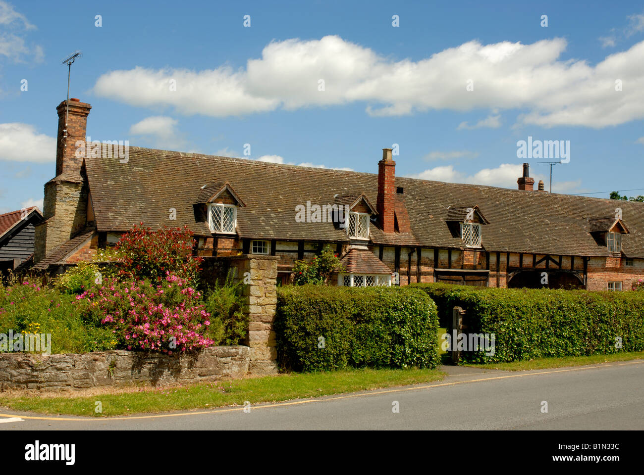 Jacobean cottages, Bromfield, Shropshire Stock Photo - Alamy
