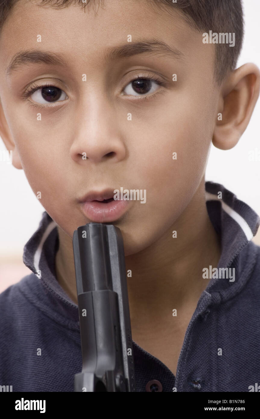 Portrait gun barrel hi-res stock photography and images - Alamy
