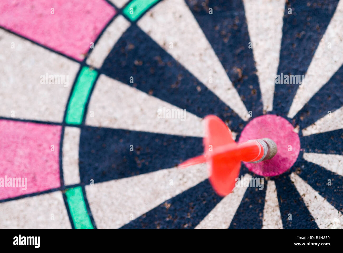 Close-up of a dart on a dartboard Stock Photo - Alamy