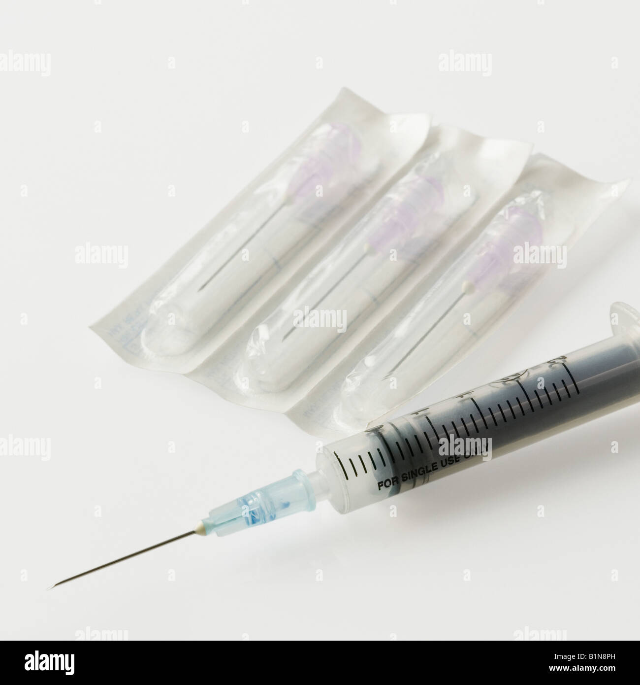 Close-up of a syringe with syringe needles Stock Photo - Alamy