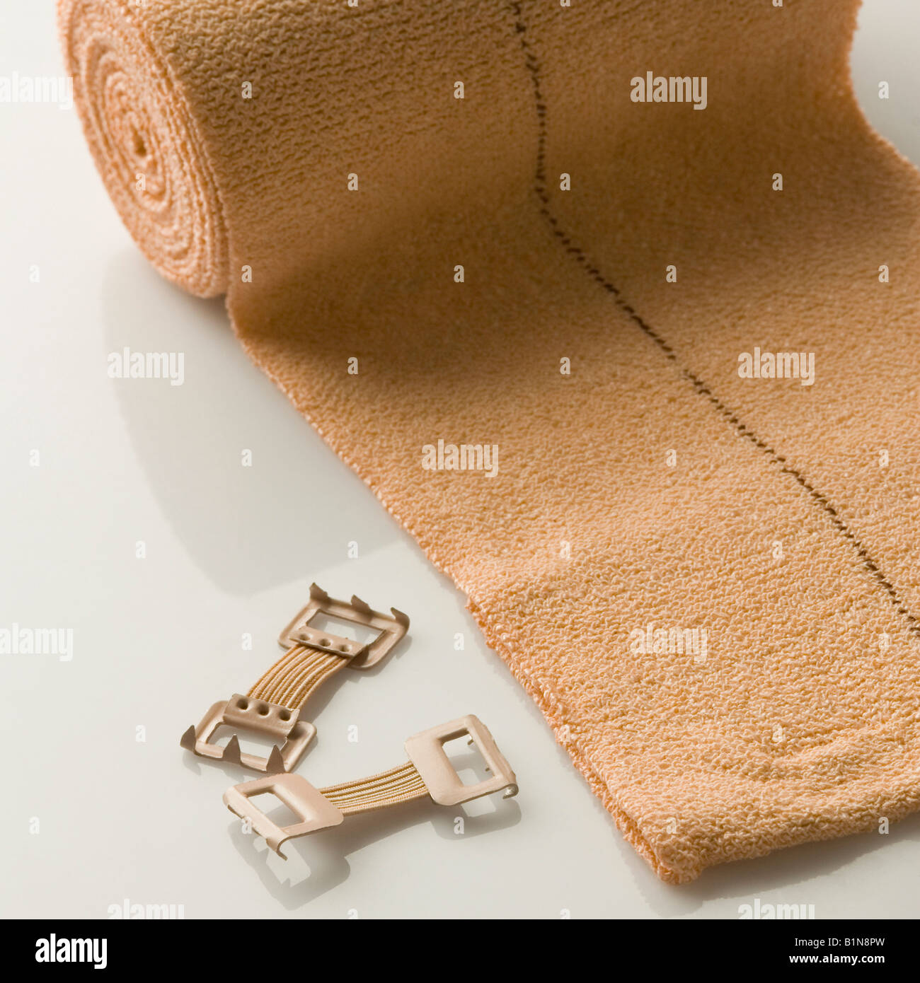 Bandage clip hi-res stock photography and images - Alamy