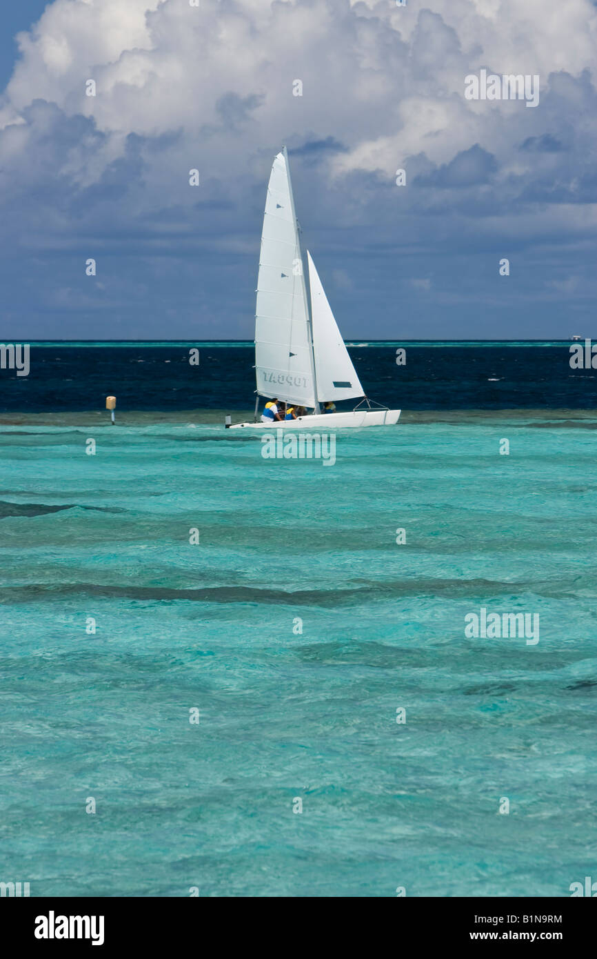 close view of sailing yacht on tropical island Stock Photo - Alamy