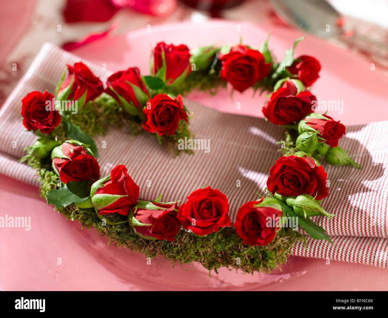 Kranz rosen hi-res stock photography and images - Alamy