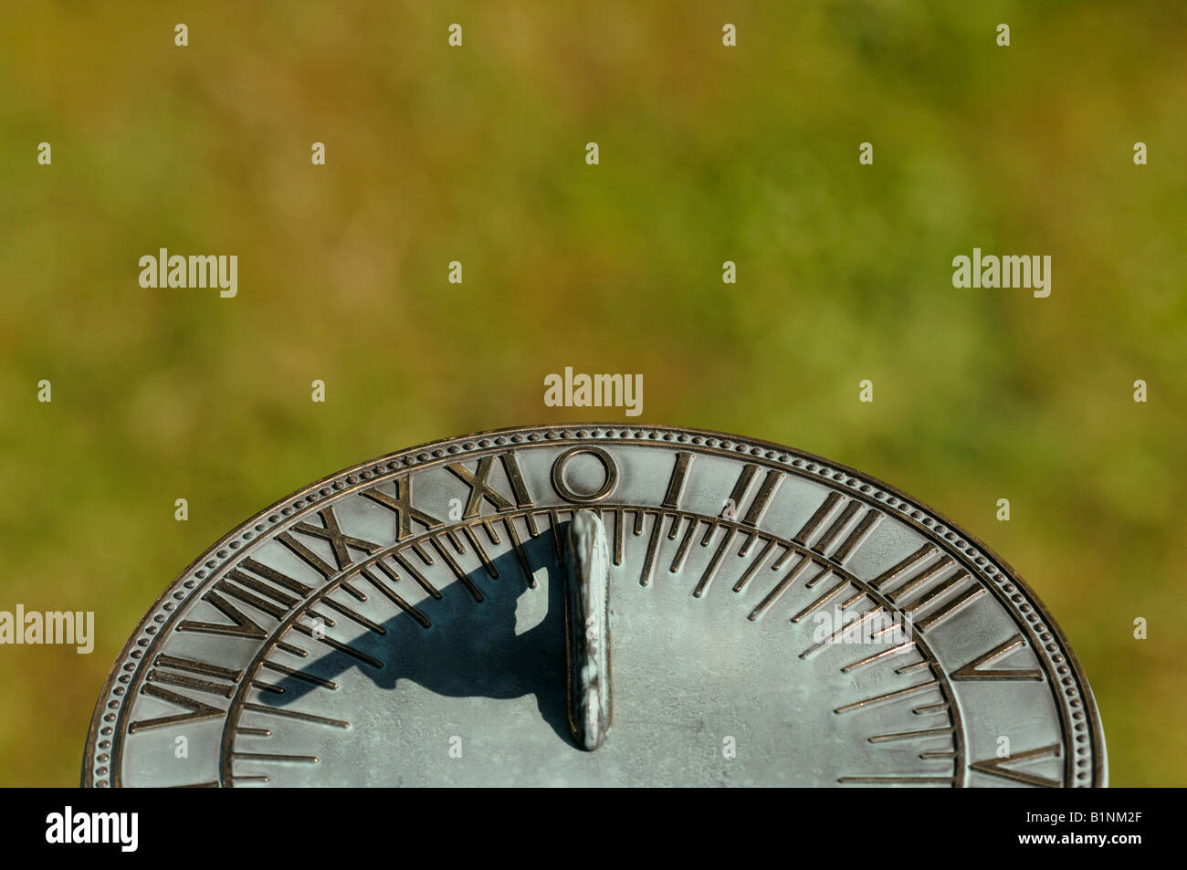 Sundial sun clock shadow hi-res stock photography and images - Alamy
