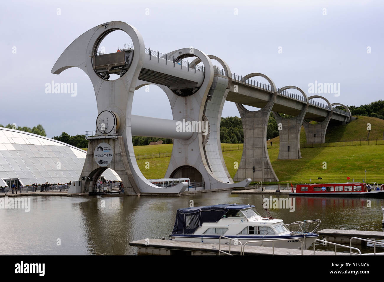 The Falkirk Wheel, Forth and Clyde Canal and Union Canal, Falkirk ...