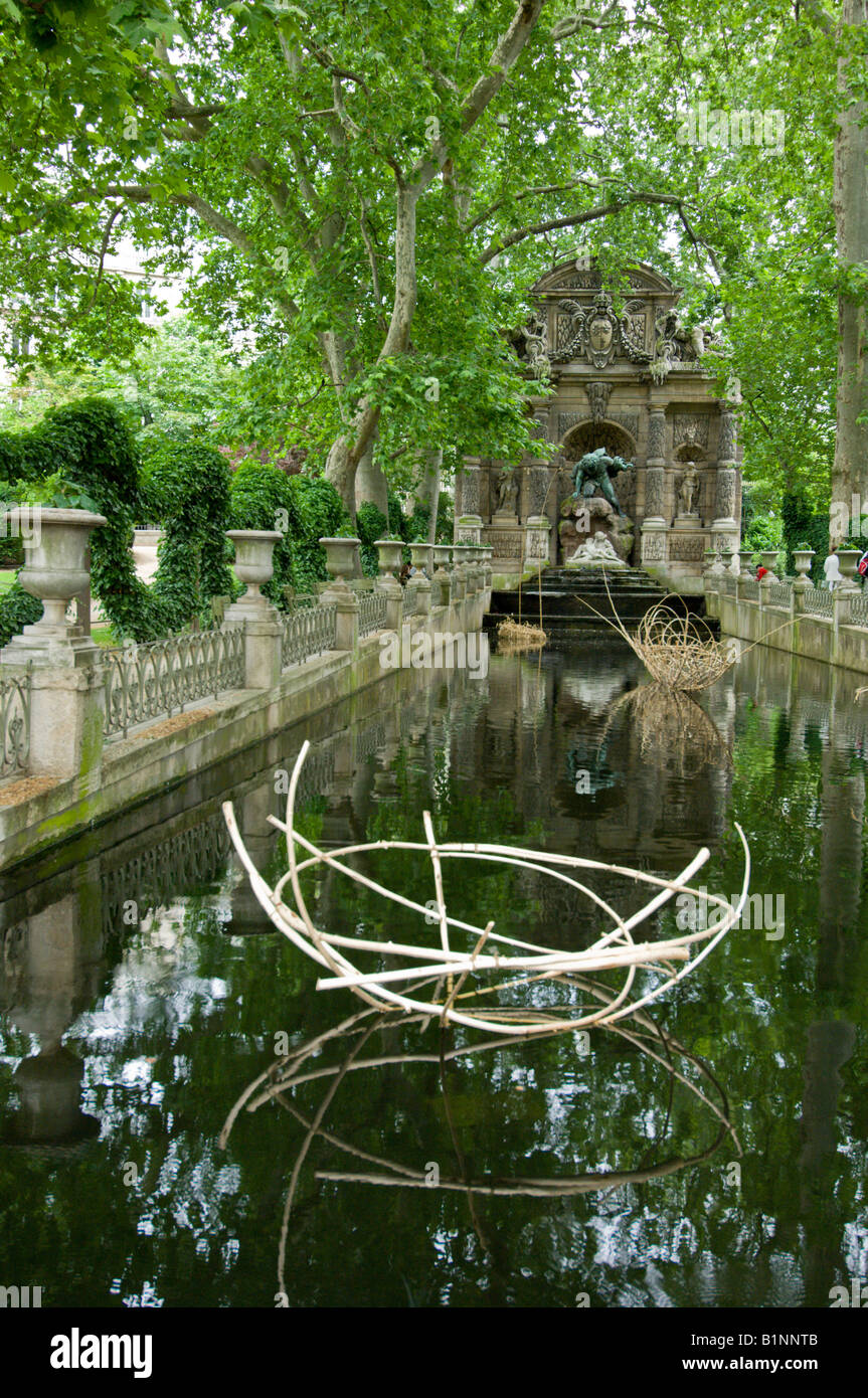The Medici Fountain Luxembourg Gardens Paris France Stock Photo - Alamy