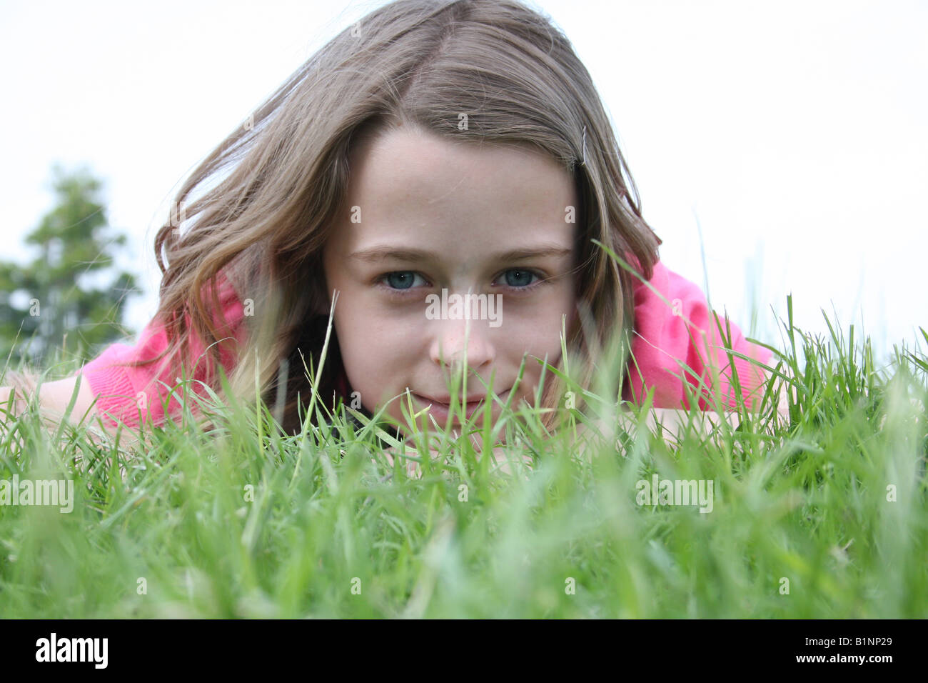 Pretty thirteen year old girl hi-res stock photography and images - Alamy