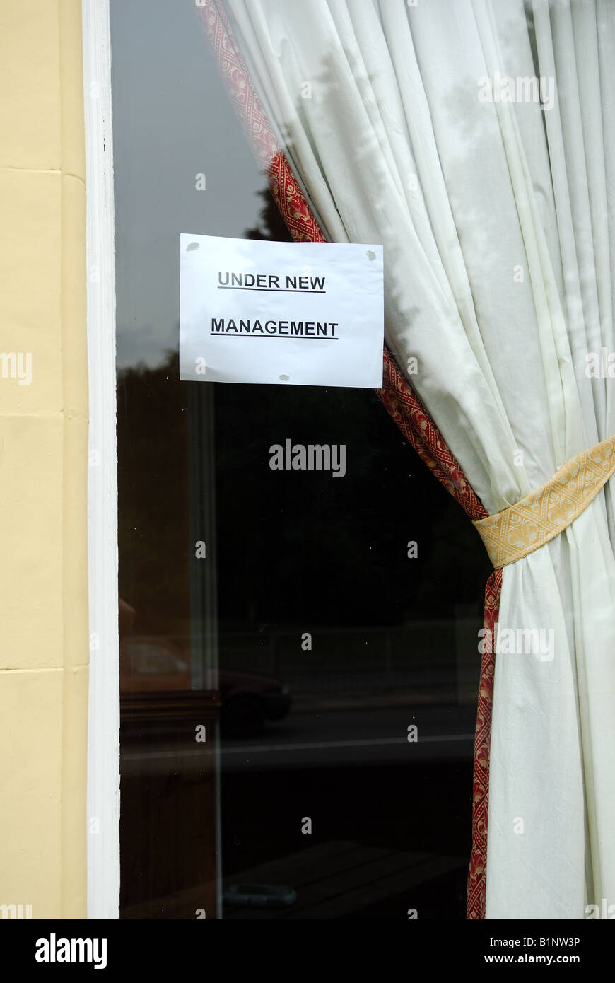Under new management sign hi-res stock photography and images - Alamy