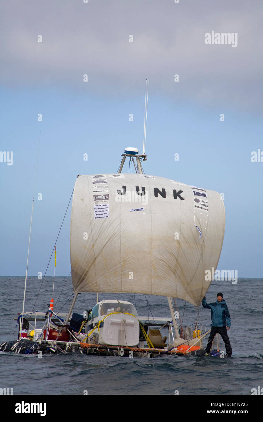 Algalita Junk raft sails from Long Beach to Hawaii to bring attention ...
