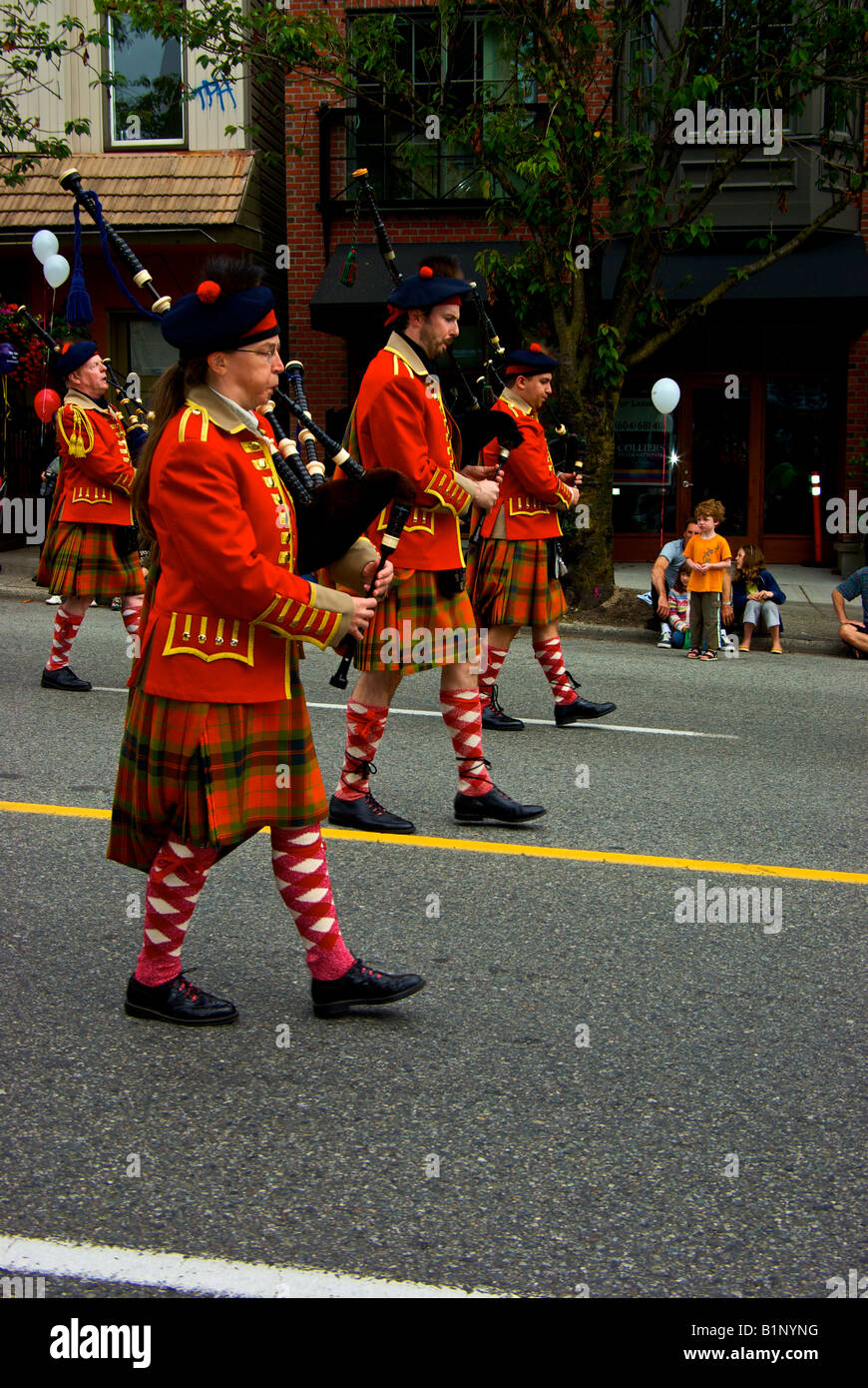 Pipe players hi-res stock photography and images - Alamy