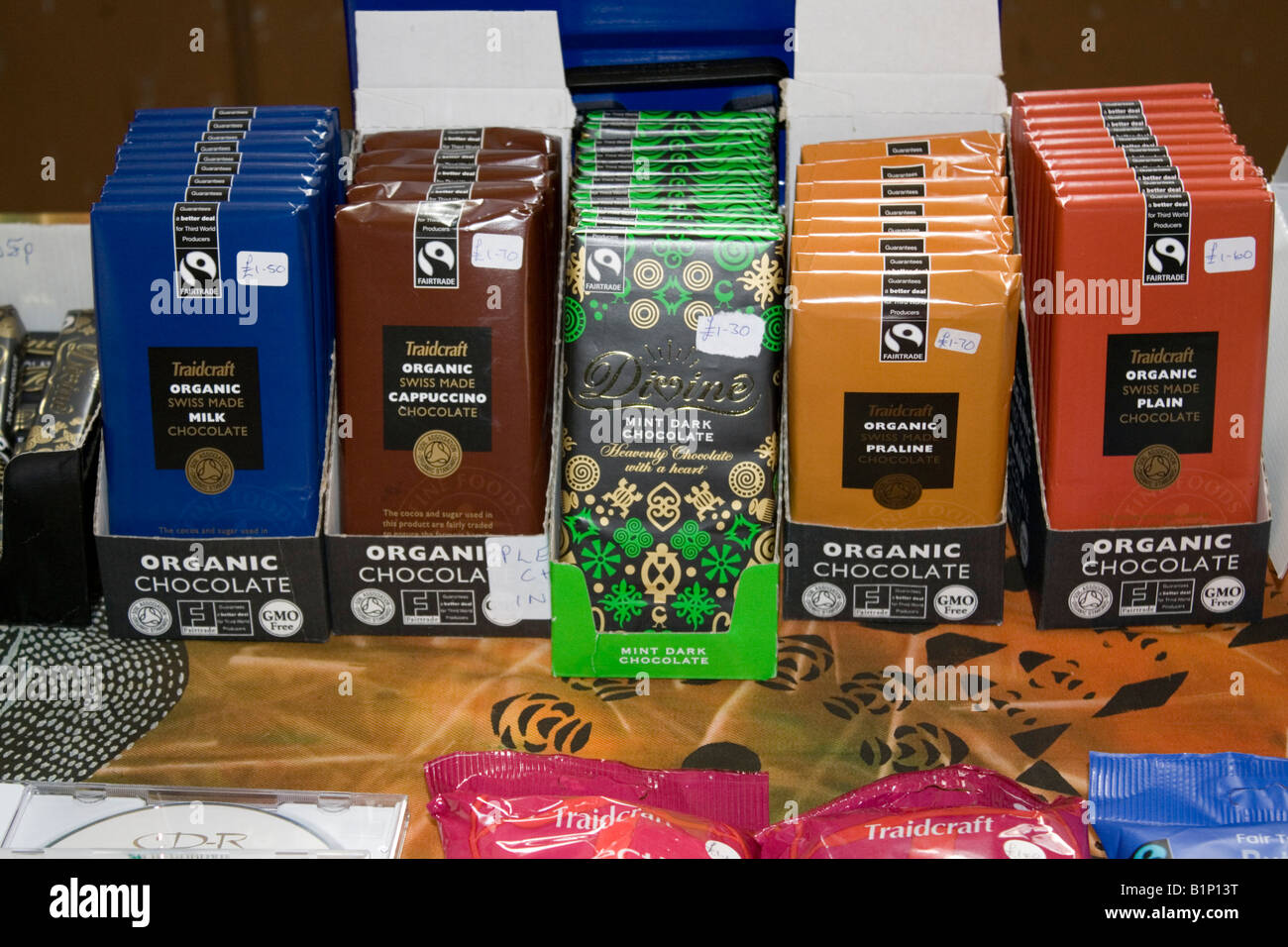 Fairtrade chocolate hi-res stock photography and images - Alamy