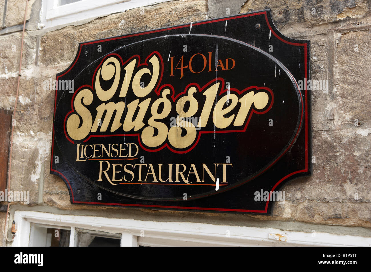 SIGN ON THE OLD SMUGGLER INN BAXTERGATE WHITBY SUMMER NORTH YORKSHIRE ...