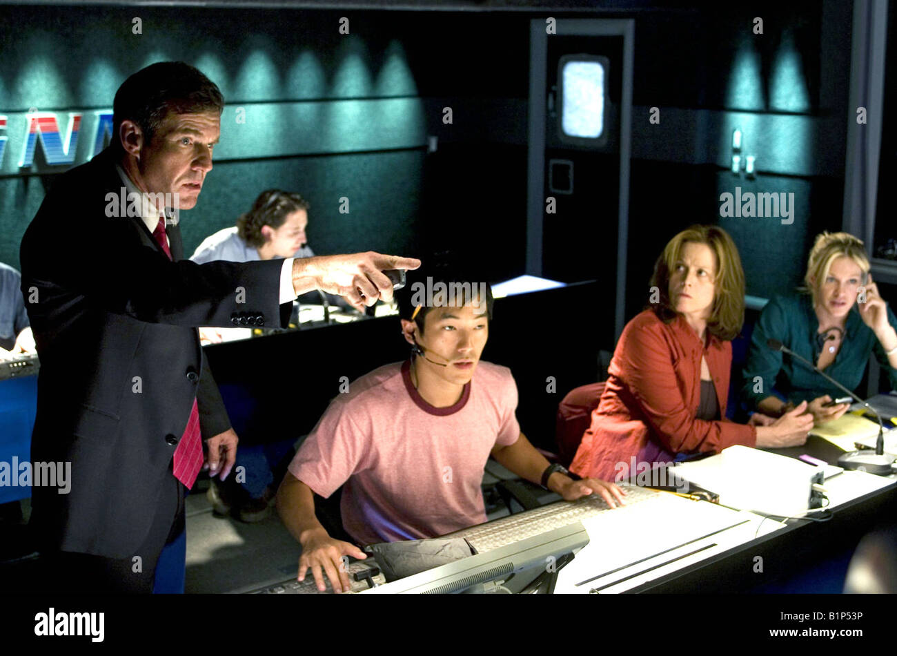 Vantage point year 2008 director Pete Travis Dennis Quaid Sigourney ...