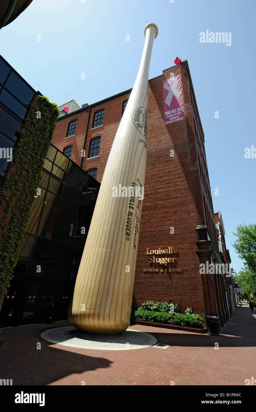 Louisville Slugger Baseball factory and Hillerich Bradsby museum at ...