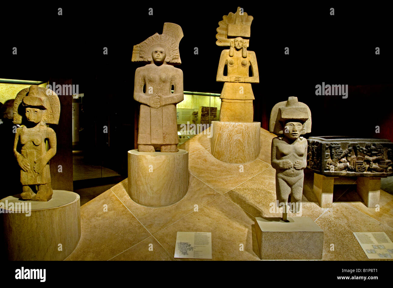 Sculptures female deities Huaxtec AD 900 1450 Spanish Mexico Gulf Coast ...