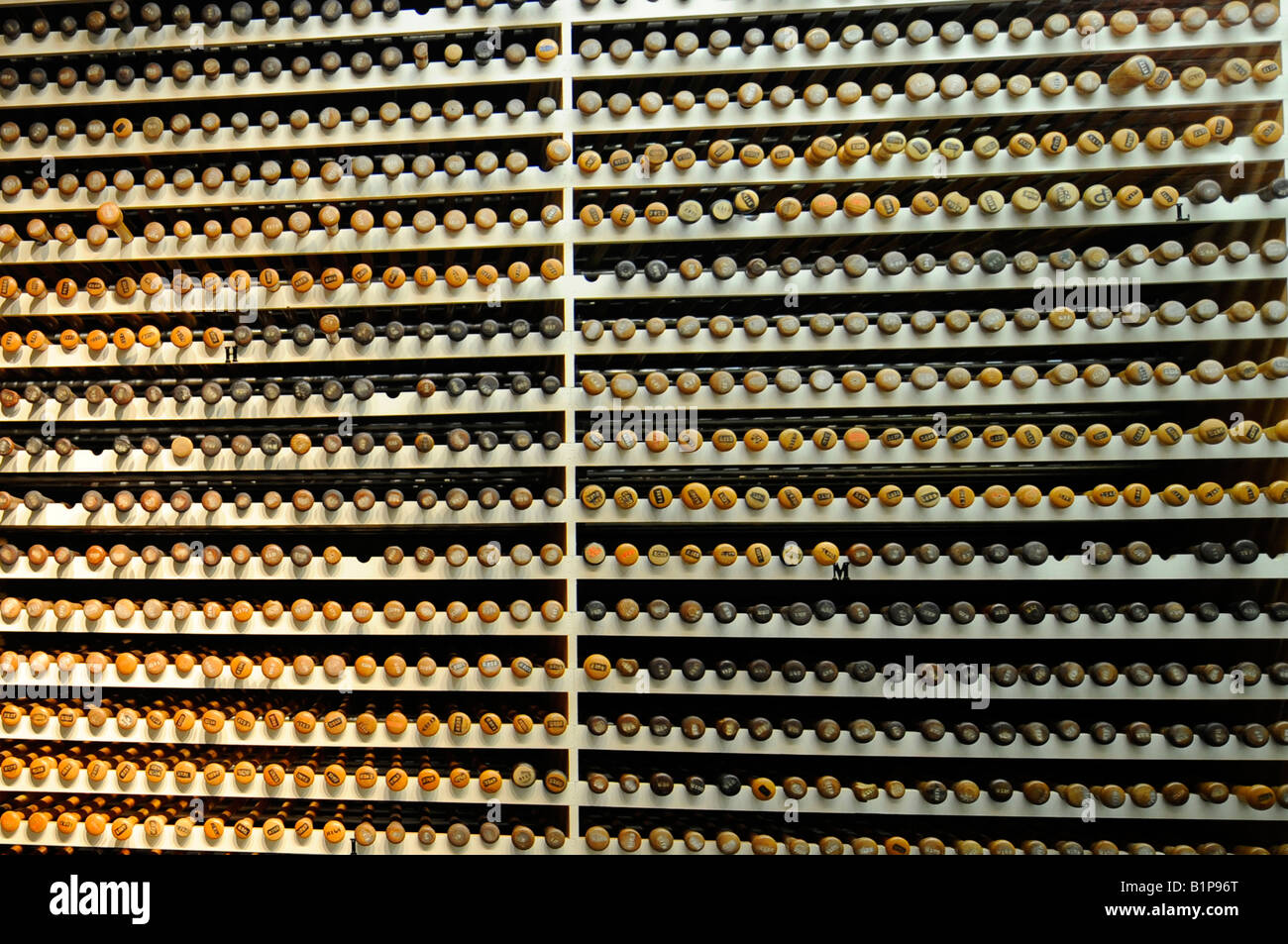 Louisville Slugger Baseball factory and Hillerich Bradsby museum at ...