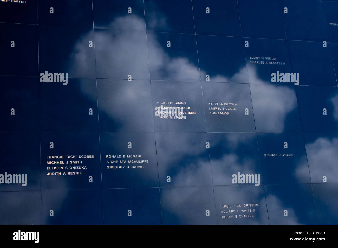 Astronaut Space Mirror Memorial at the John F Kennedy Space Center in ...