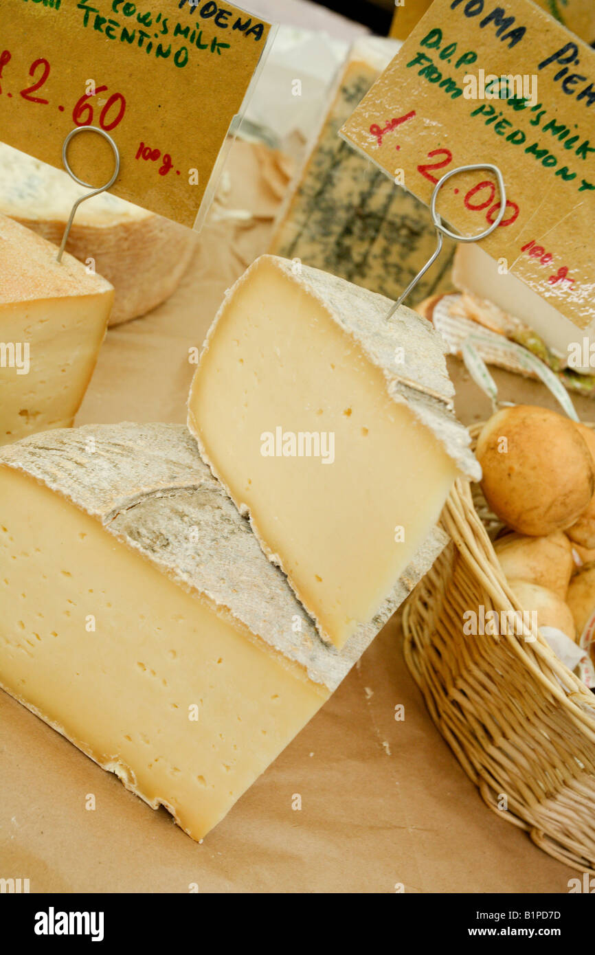 cheese farmers market Stock Photo - Alamy