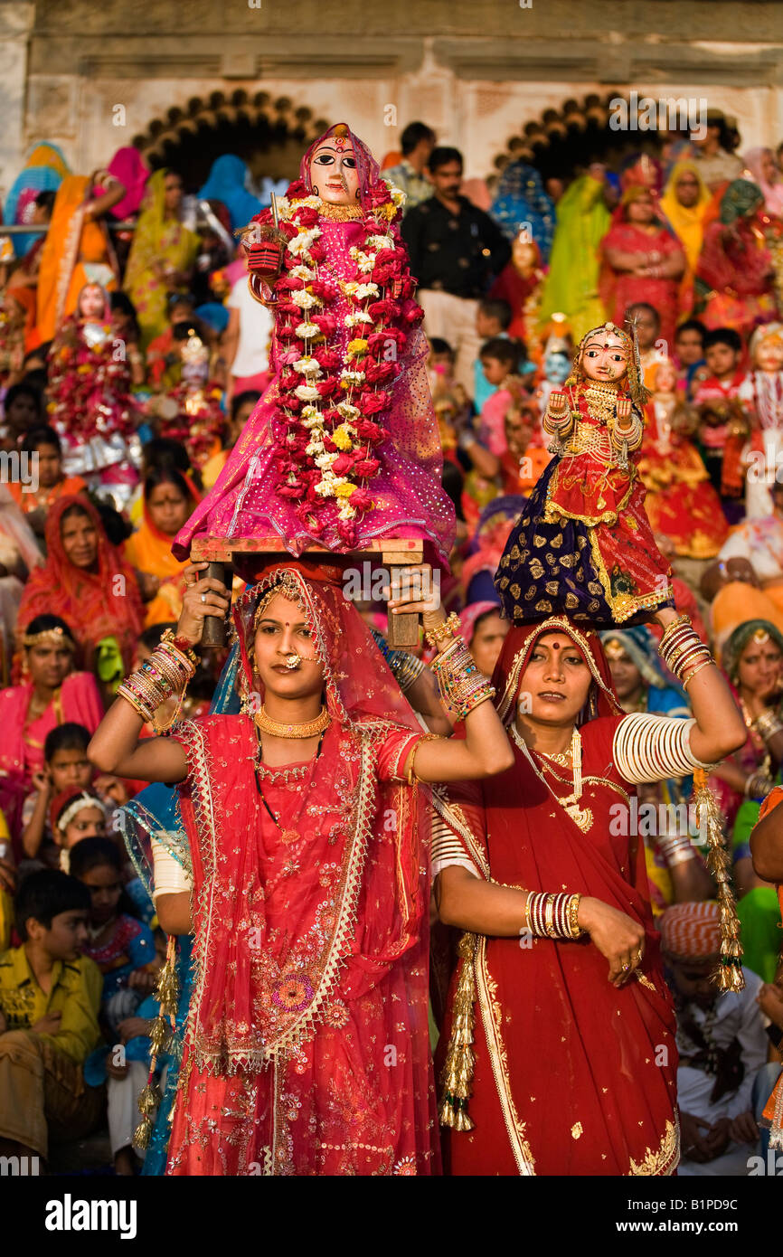 Gangur festival hi-res stock photography and images - Alamy