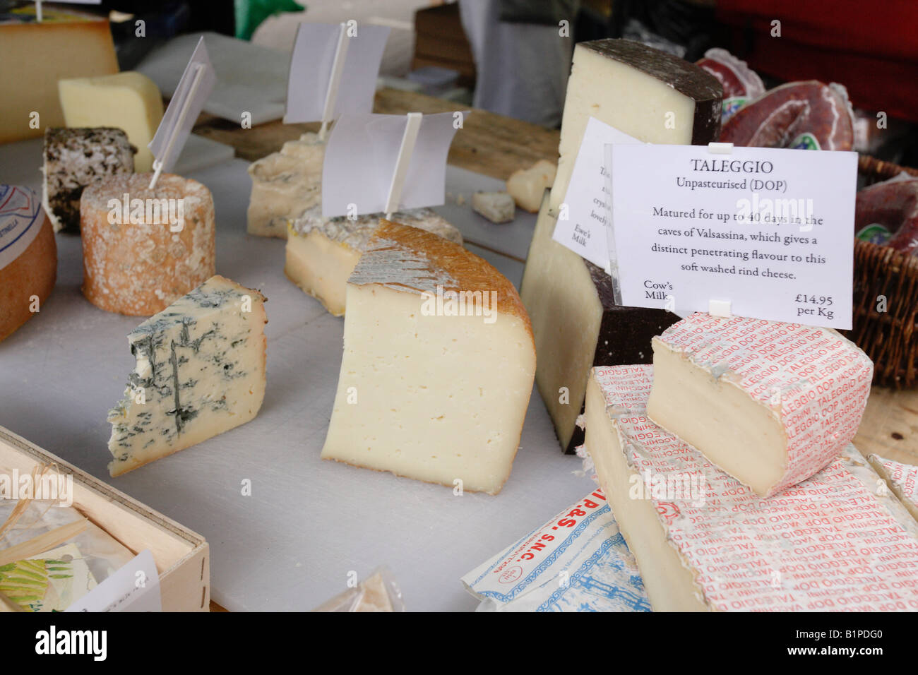 cheese farmers market Stock Photo - Alamy